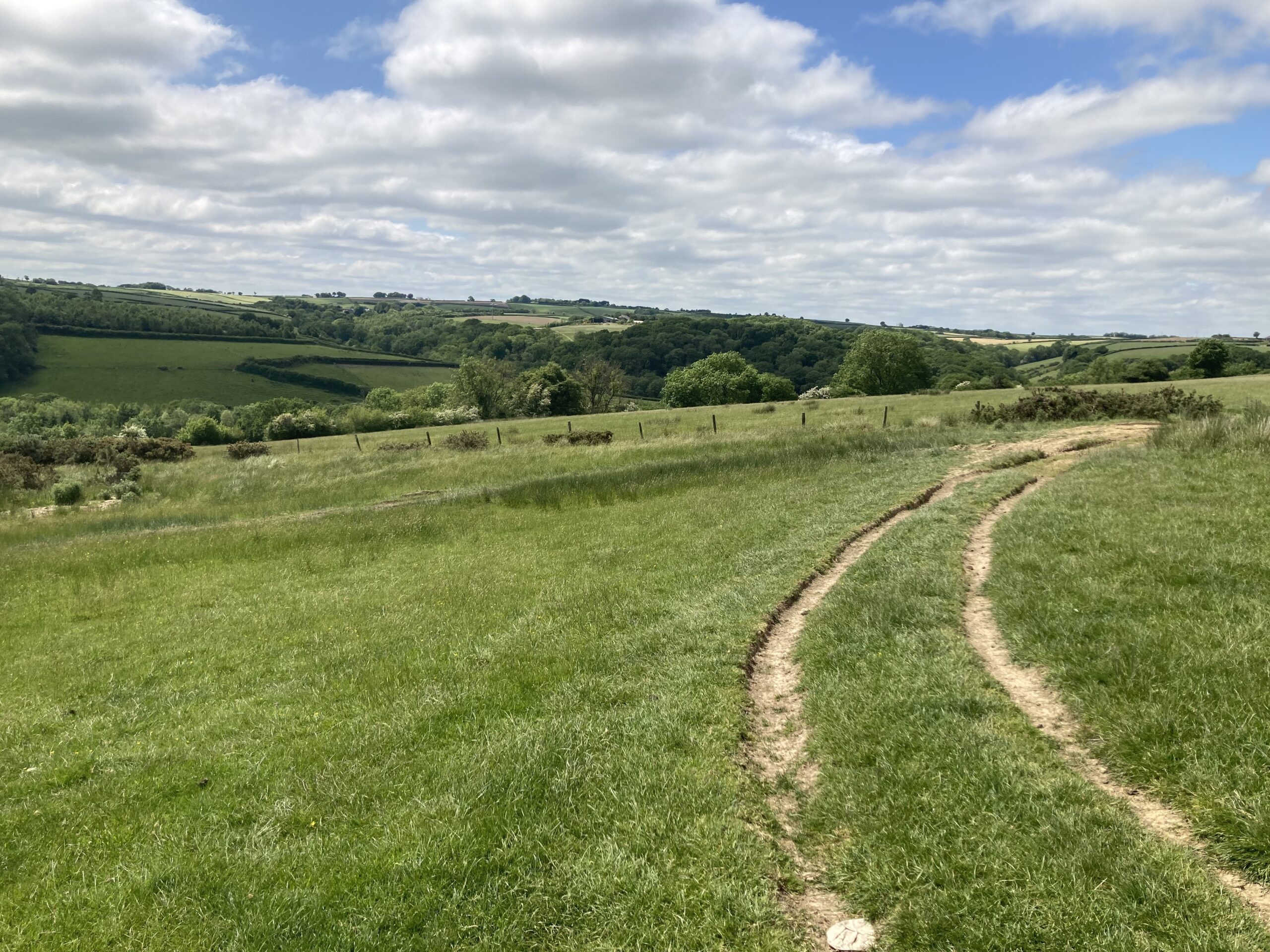 A FINE BLOCK OF 135 ACRES OF SOUTH FACING ARABLE AND PASTURELAND ...