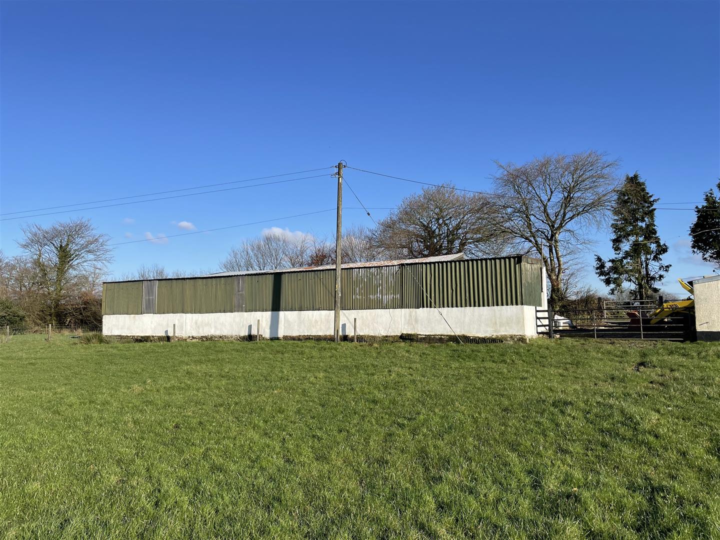 A SUPERBLY SITUATED AGRICULTURAL BARN WITH CLASS Q PLANNING CONSENT TO ...