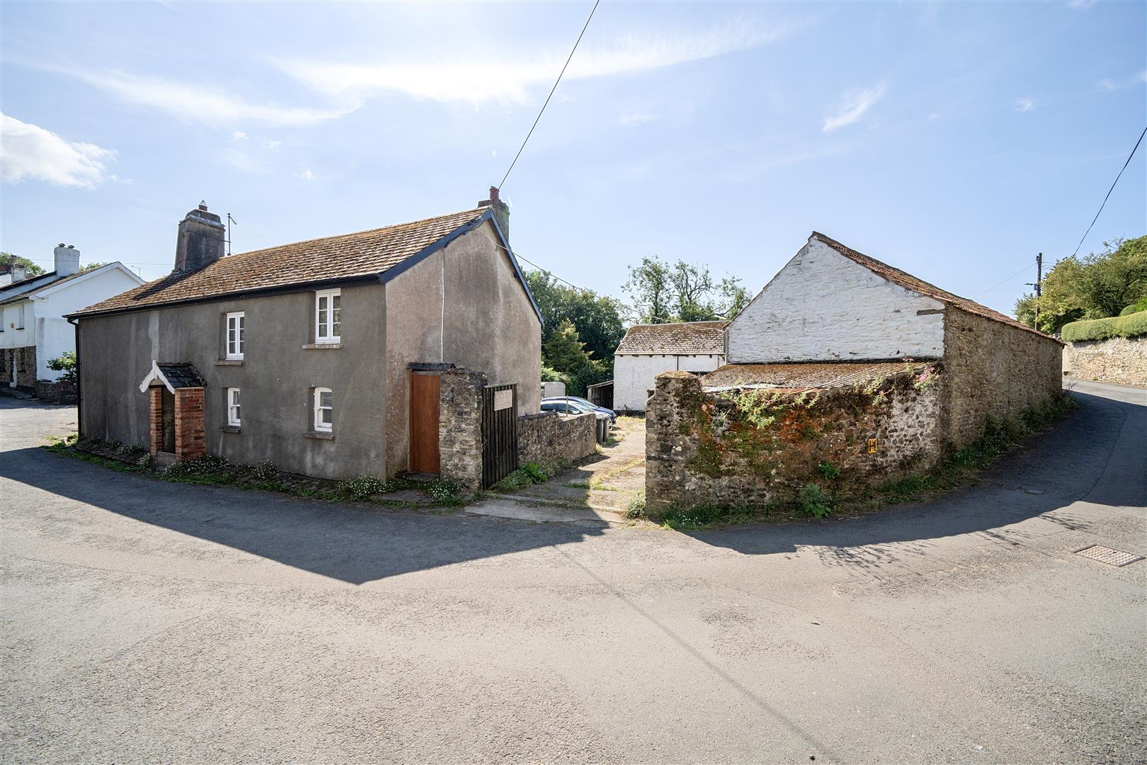 A WELL LOCATED 3 BED DETACHED STONE AND SLATE COTTAGE OFFERED FOR SALE ...